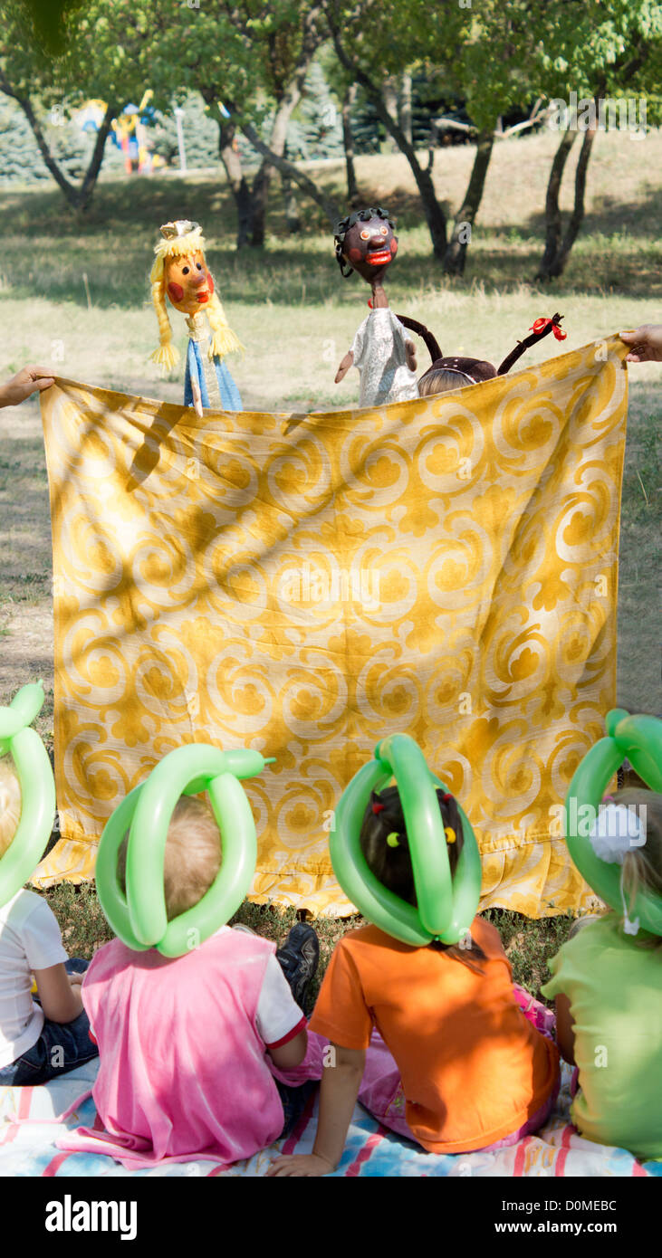 Children playing mime hi-res stock photography and images - Alamy