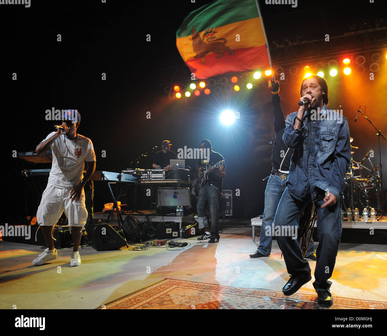 Rapper Nas and Damian Marley performing during the 'Distant Relatives ...