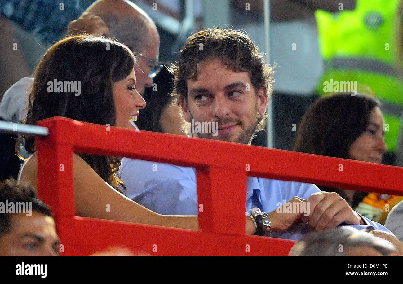 Pau Gasol and girlfriend Silvia Spain vs USA basketball game at the ...