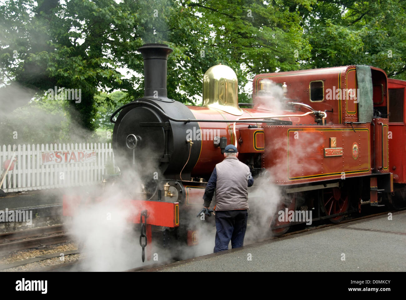 ISLE OF MAN; CASTLETOWN; MANX STEAM RAILWAY ENGINE GETTTING UP STEAM ...