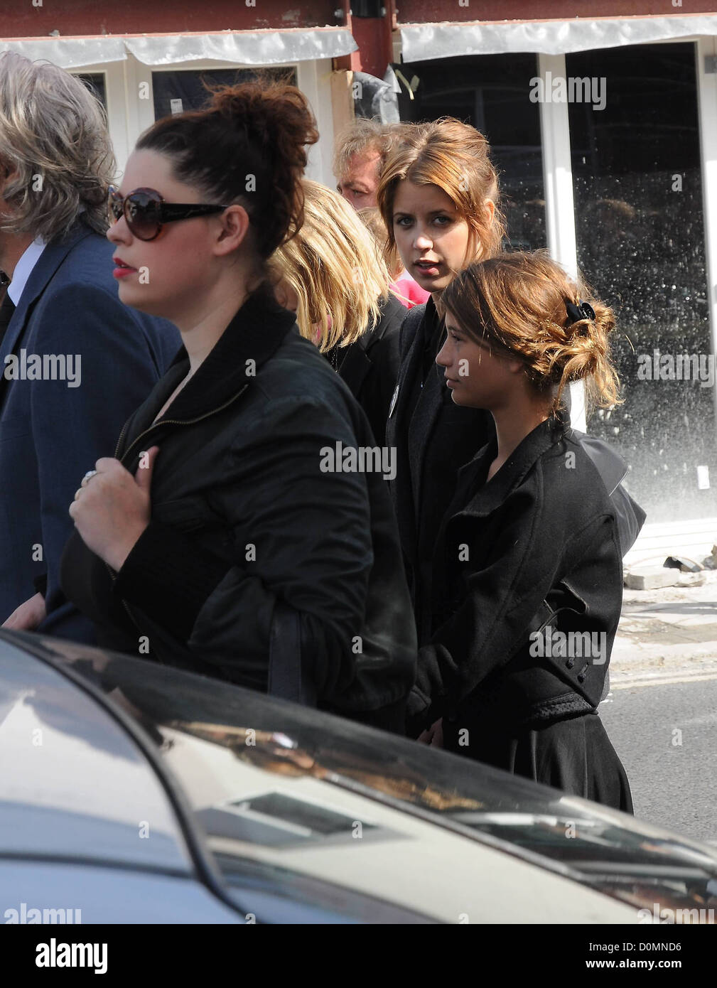 Peaches Geldof Bob Geldof was joined by his daughters Fifi, Peaches ...