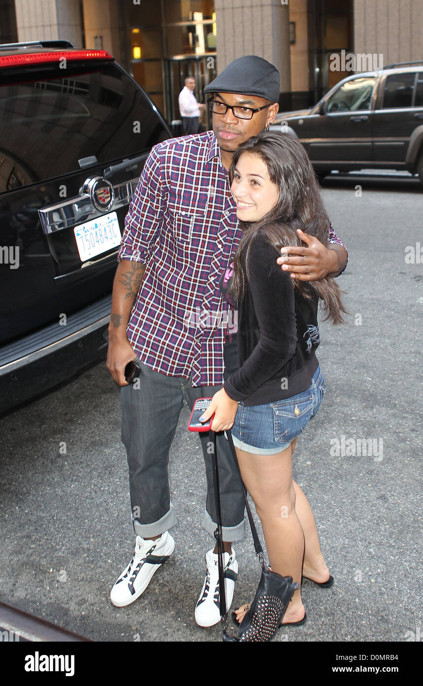 Ne-Yo poses with fans outside his hotel in New York New York City, USA ...