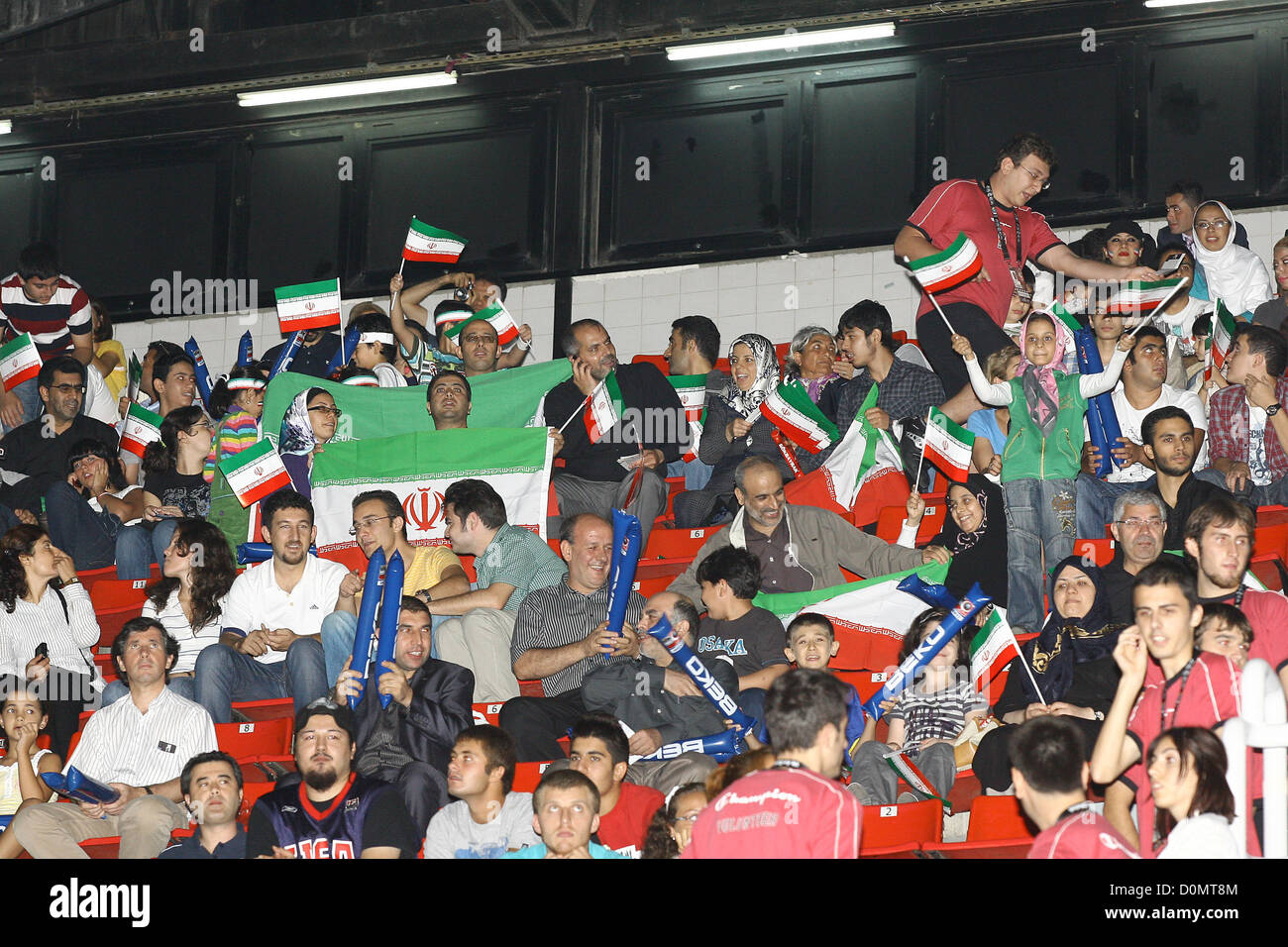 Iranian Fans 2010 FIBA World Championship Group B match between USA and ...