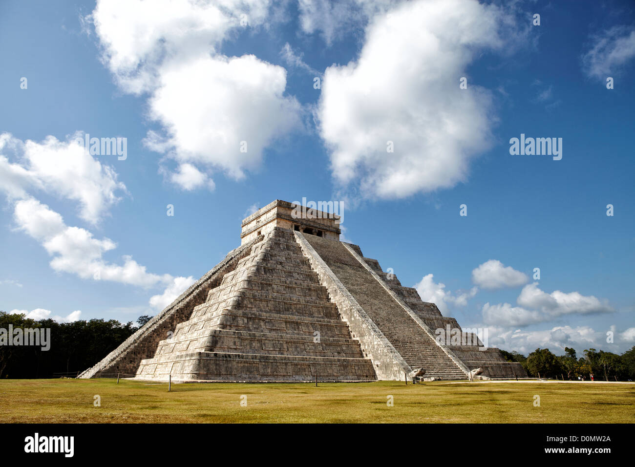 Temple of Kukulkan, Castillo De Kukulcan, El Castillo. Mayan temples at ...
