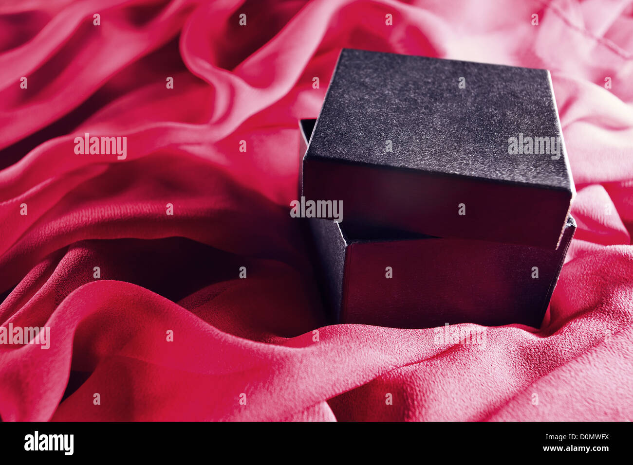 Red and black silk hi-res stock photography and images - Alamy