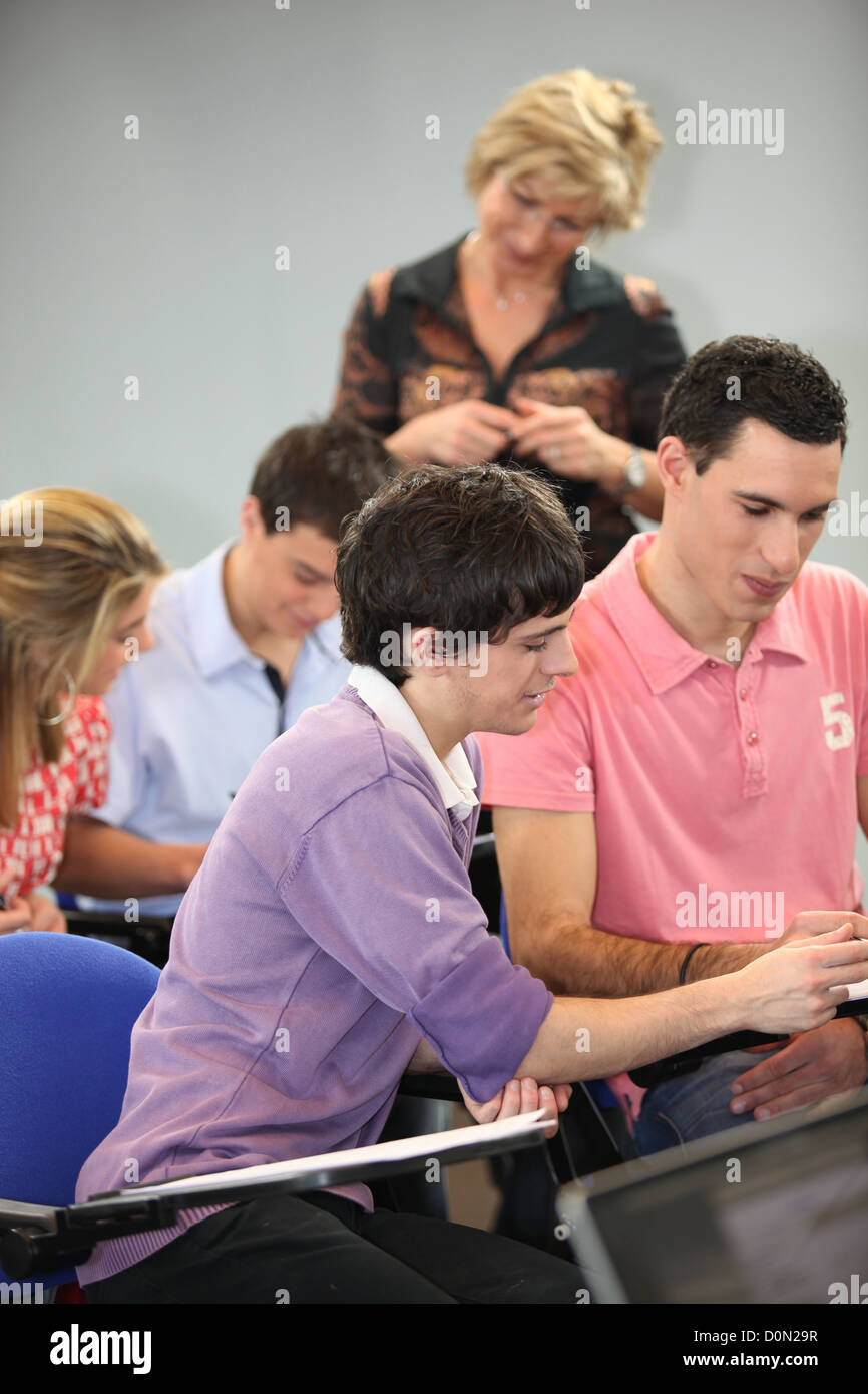 College students in class Stock Photo - Alamy