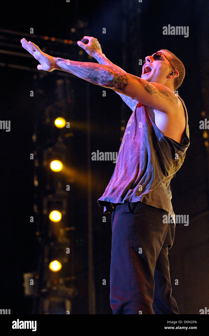 Aka matthew sanders hi-res stock photography and images - Alamy