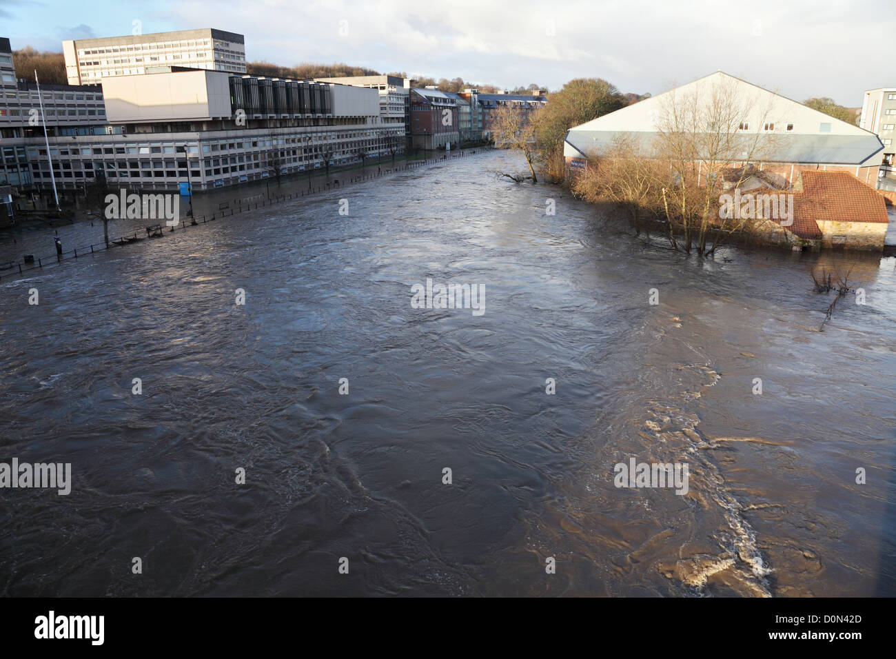 River Wear overflows and floods road within Durham City adjacent to the ...