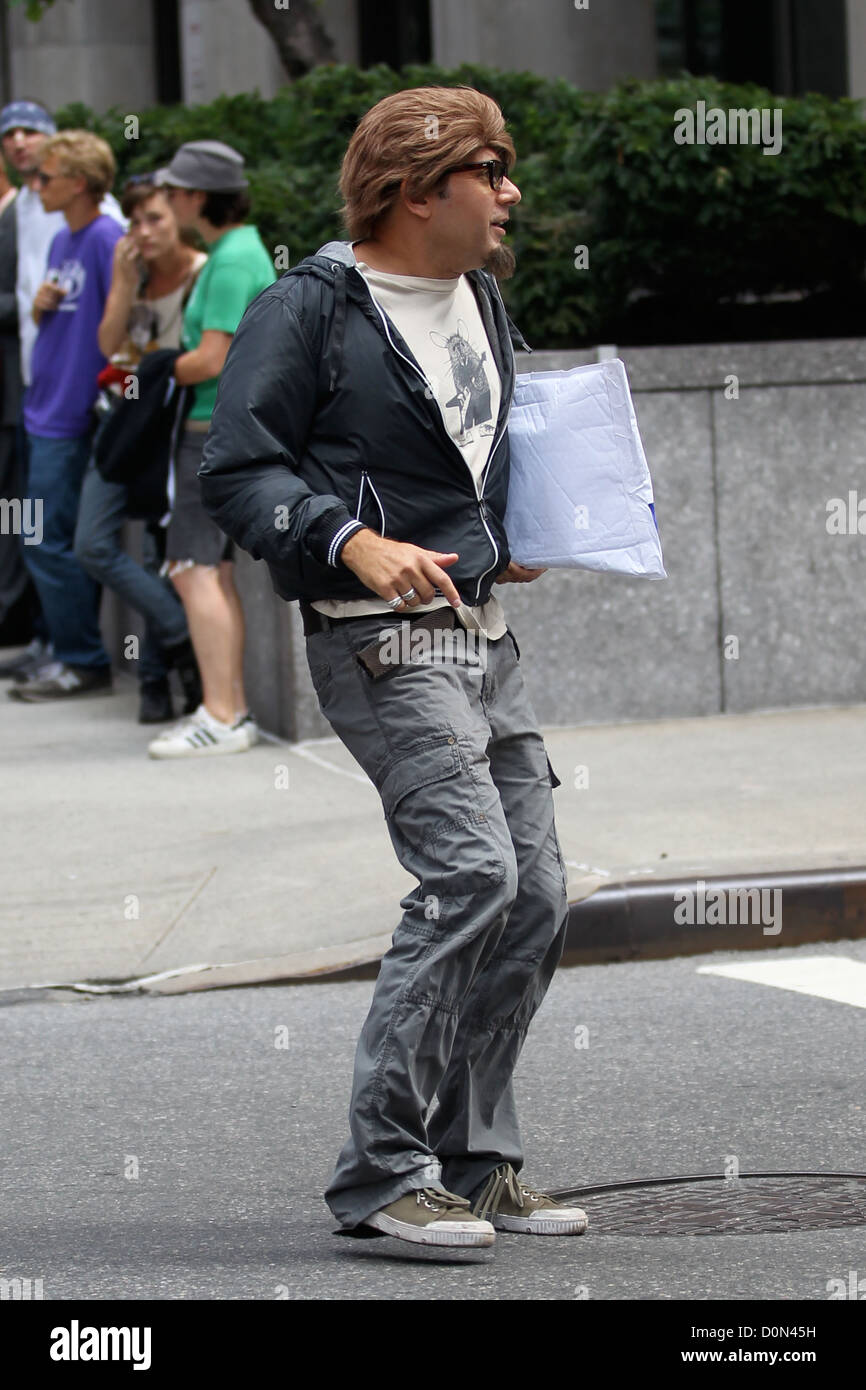 Willie Garson Matt Bomer and Willie Garson filming for the US hit ...