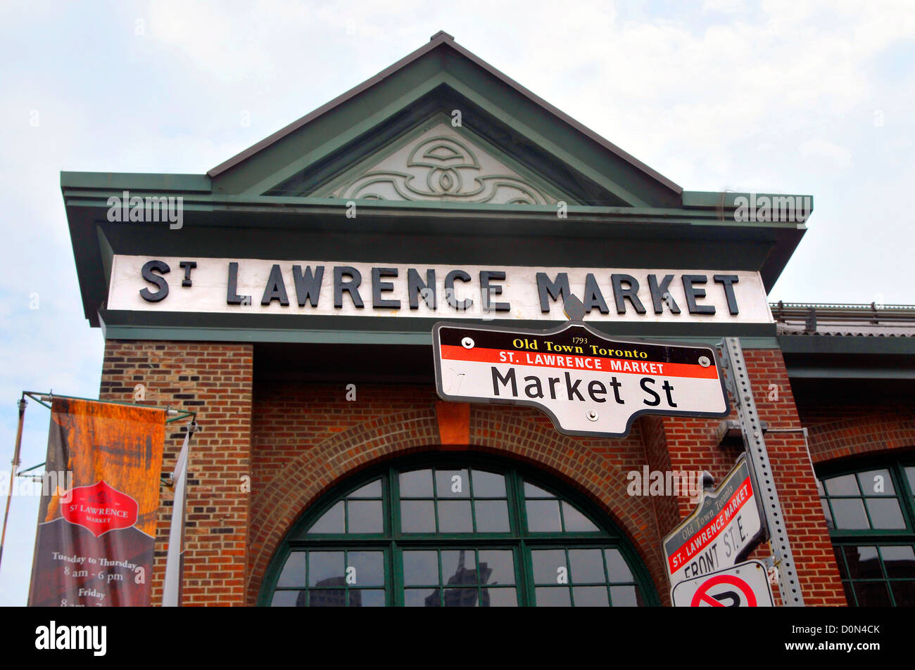 The Historic Distillery District and St Lawrence shopping Market on ...