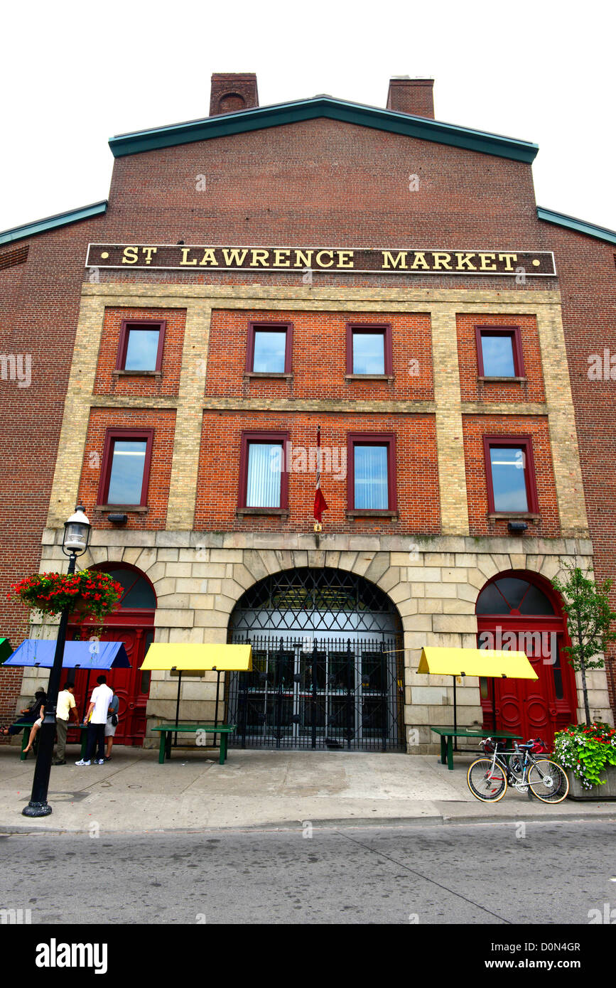 The Historic Distillery District and St Lawrence shopping Market on ...