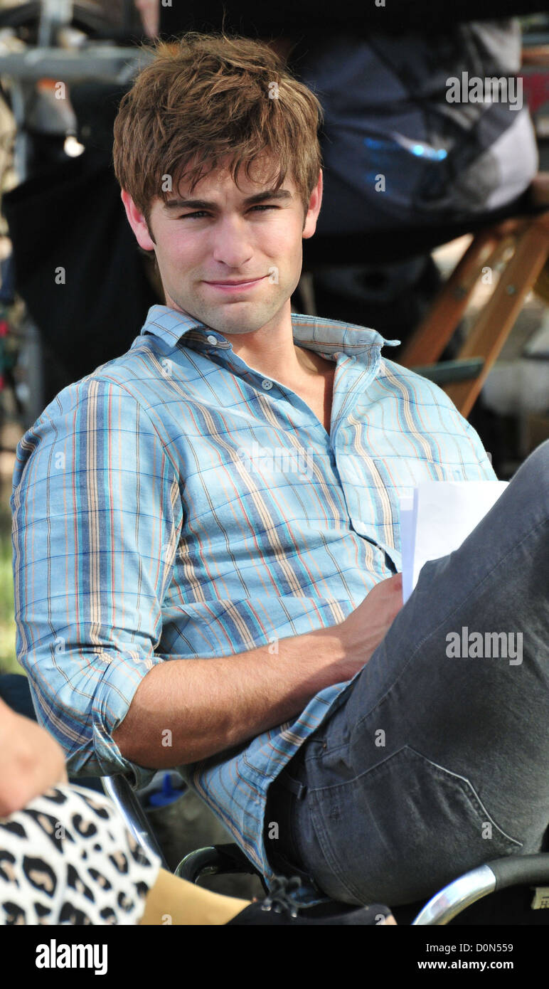 Chase Crawford on the set of 'Gossip Girl' in Manhattan New York City ...