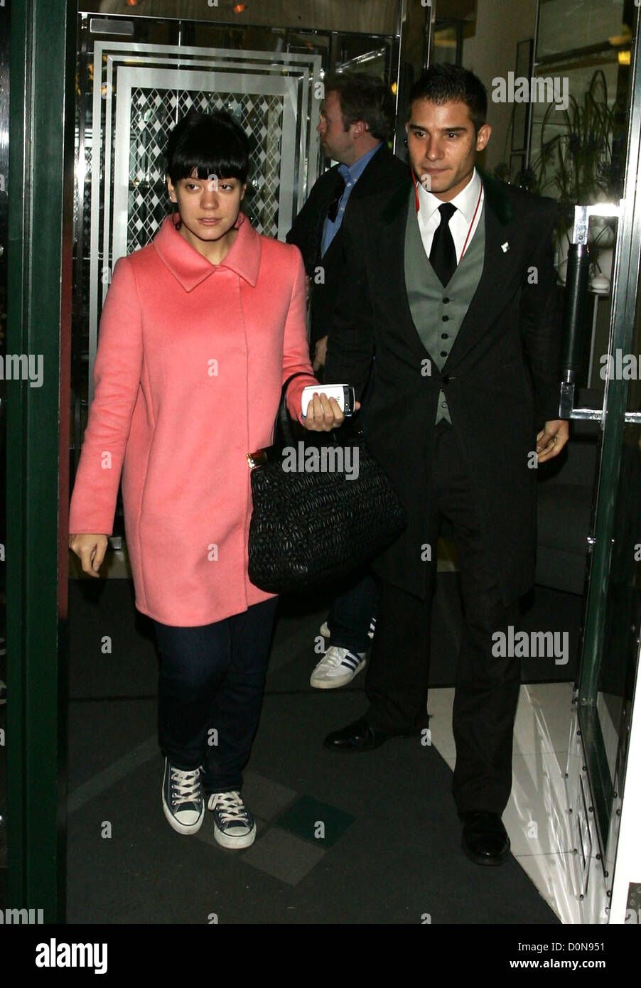 Lily Allen leaves the Ivy Club in London's West End with boyfriend Sam ...