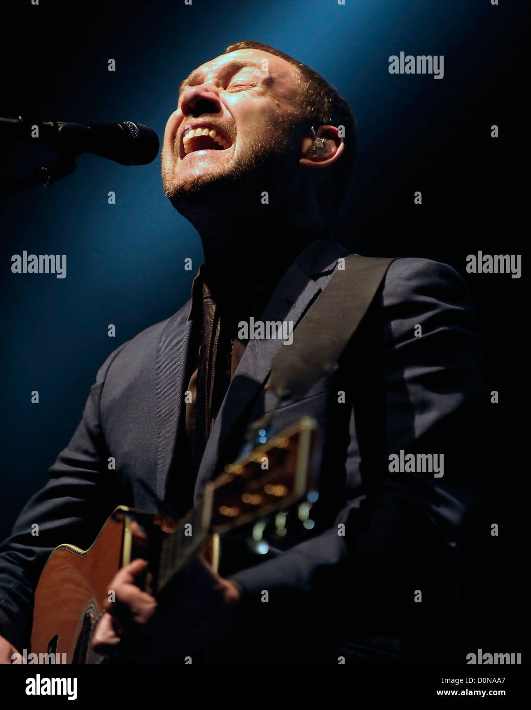 David Gray performing on stage at the Molson Canadian Amphitheatre ...