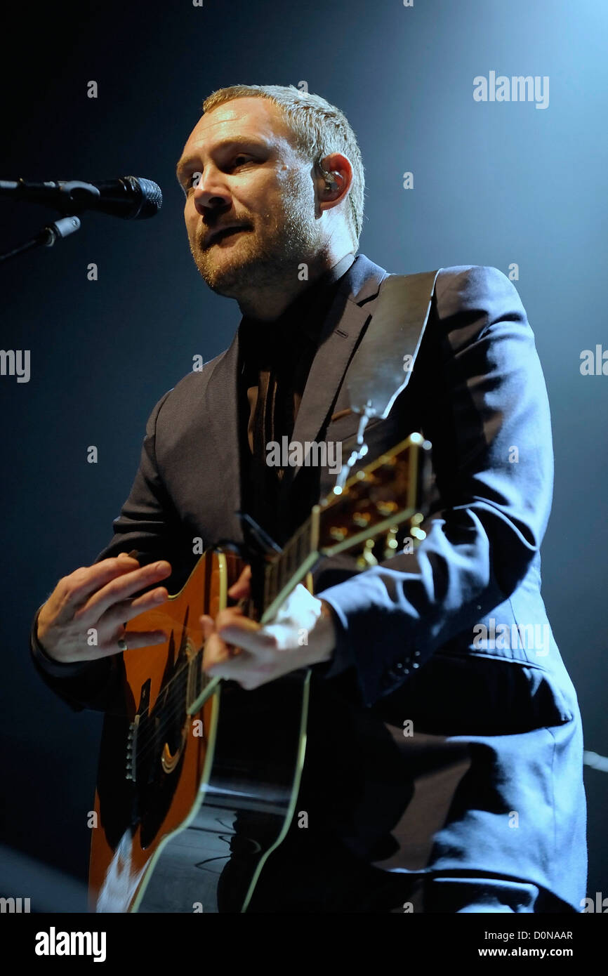 David Gray performing on stage at the Molson Canadian Amphitheatre ...