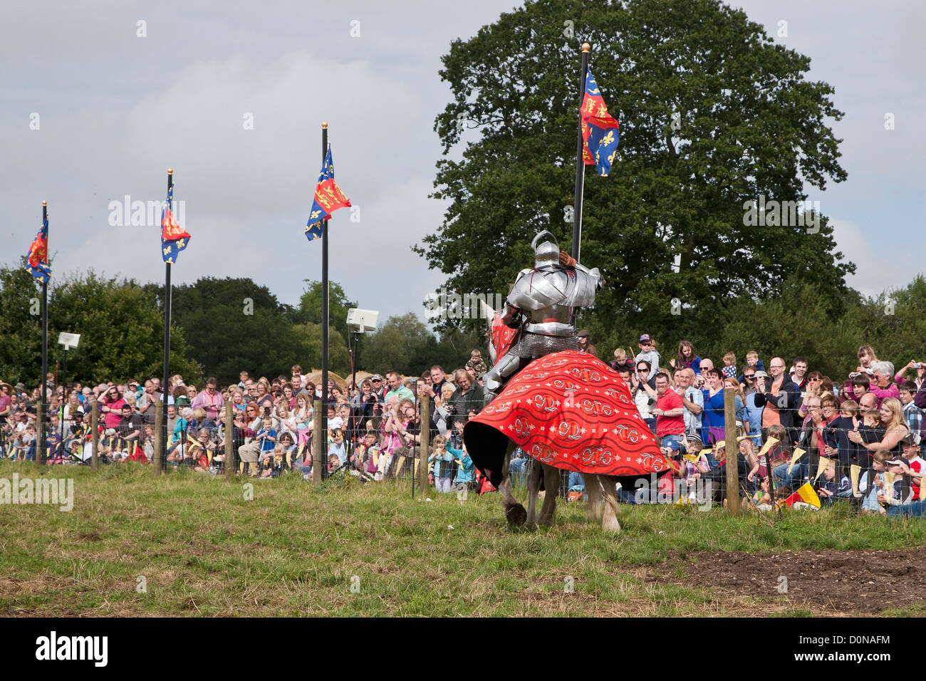 Jousting knight Steve 'The Mallett' Mallett parades in front of an ...