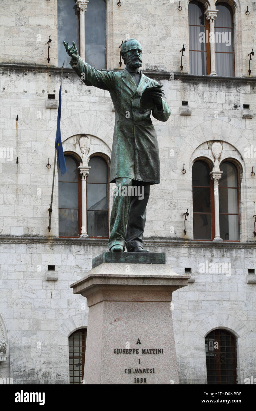 Statue of Giuseppe Mazzini in Front of the Palazzo di Giustizia in ...