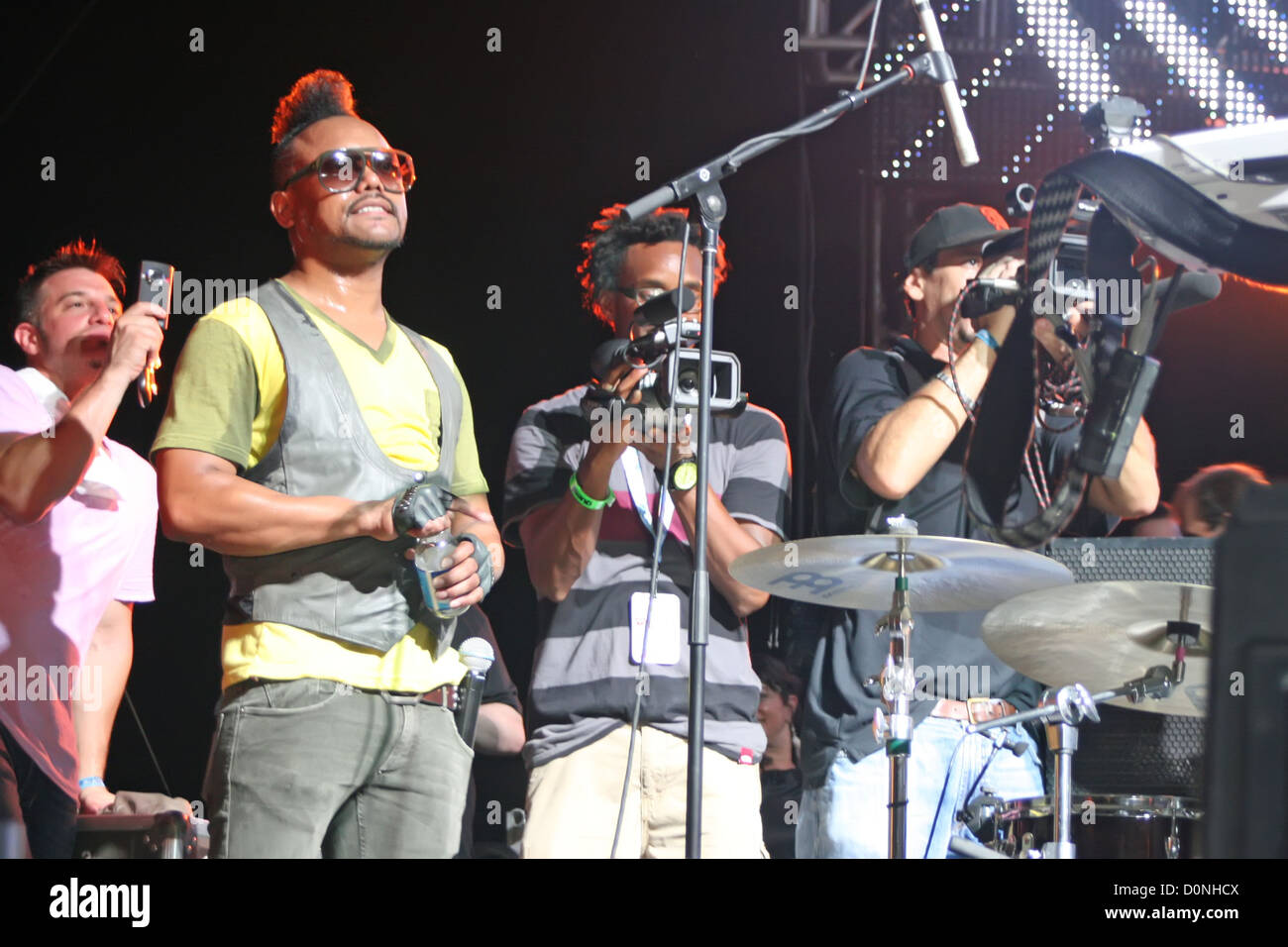 apl,de.ap of the Black Eyed Peas The Electric Daisy Carnival at Sixto ...