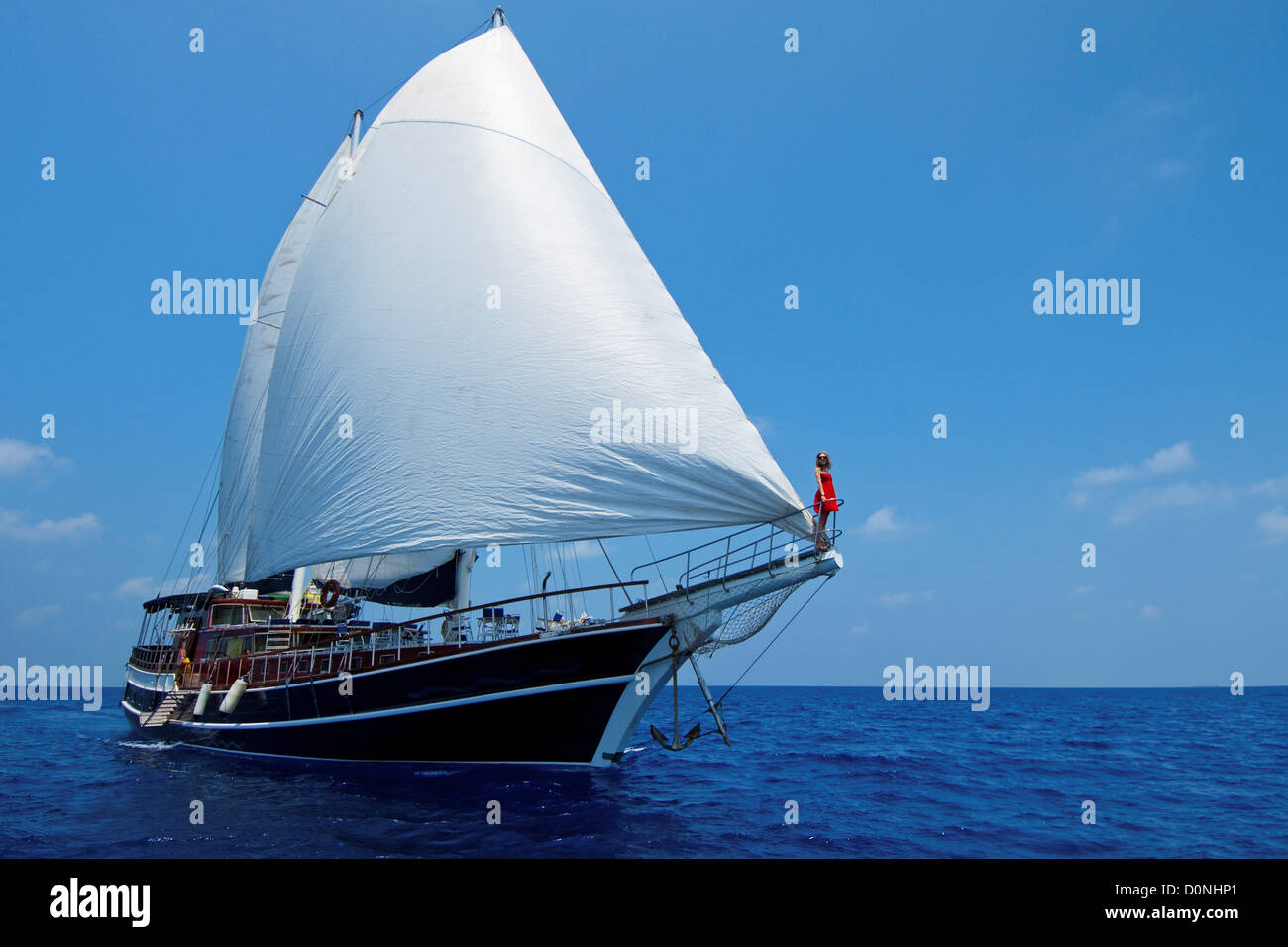 Sultan stands hi-res stock photography and images - Alamy