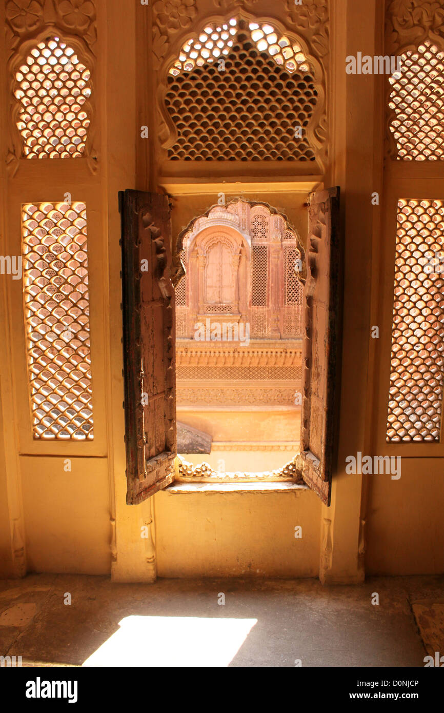 Light through open window on the floor, Rajasthan india Stock Photo - Alamy