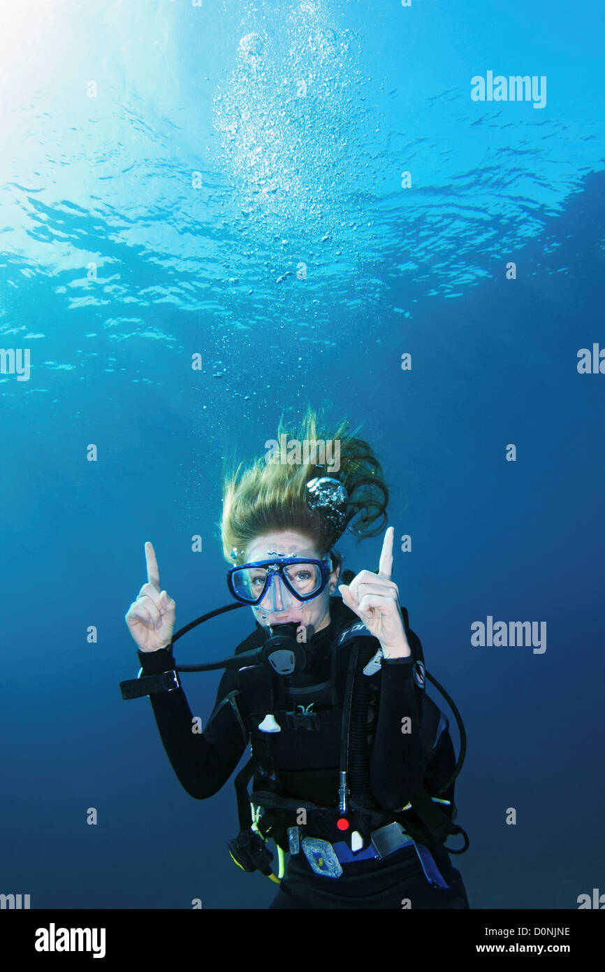 Inert gases hi-res stock photography and images - Alamy