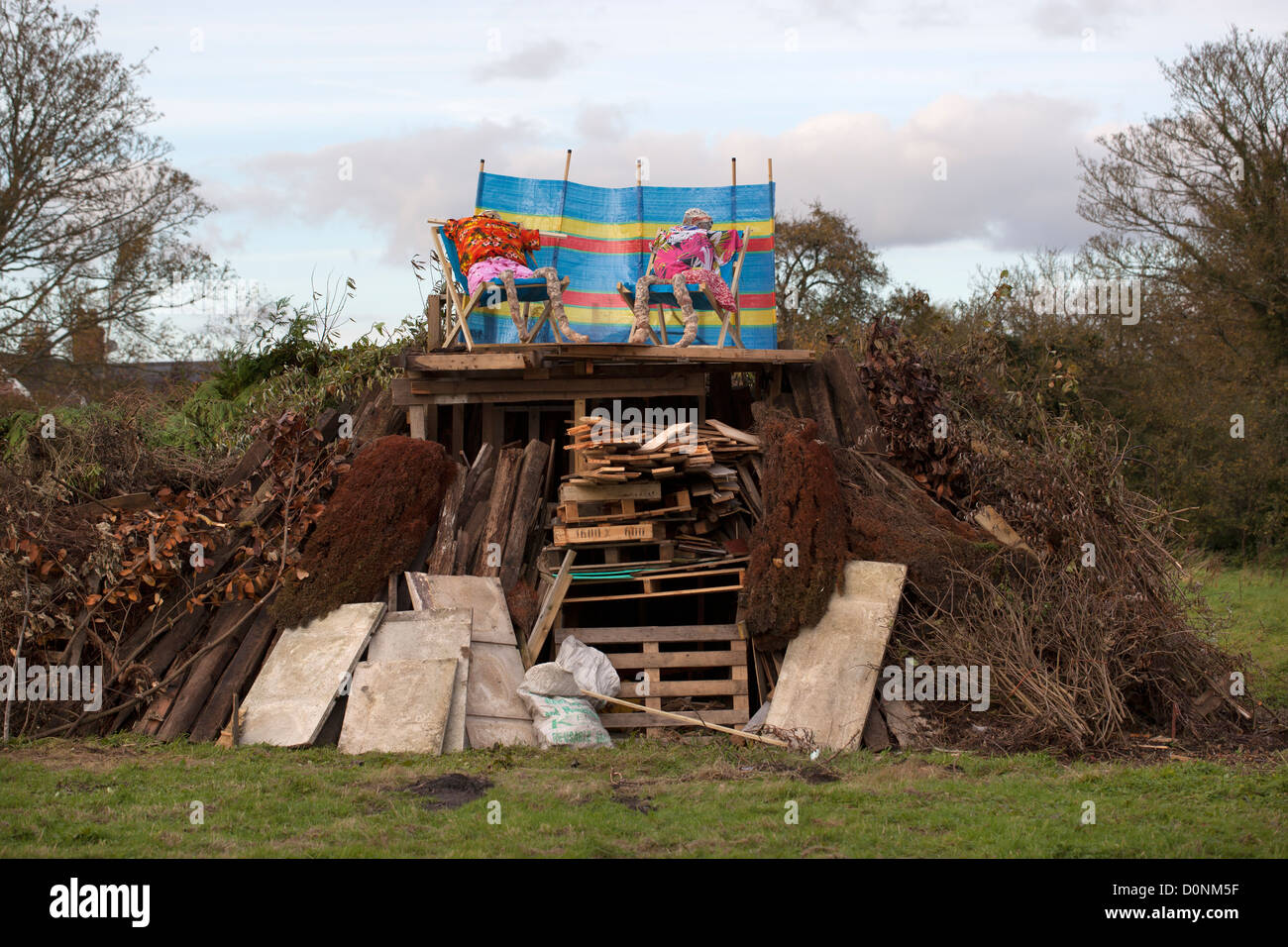 Bonfire ready for bonfire night hi-res stock photography and images - Alamy