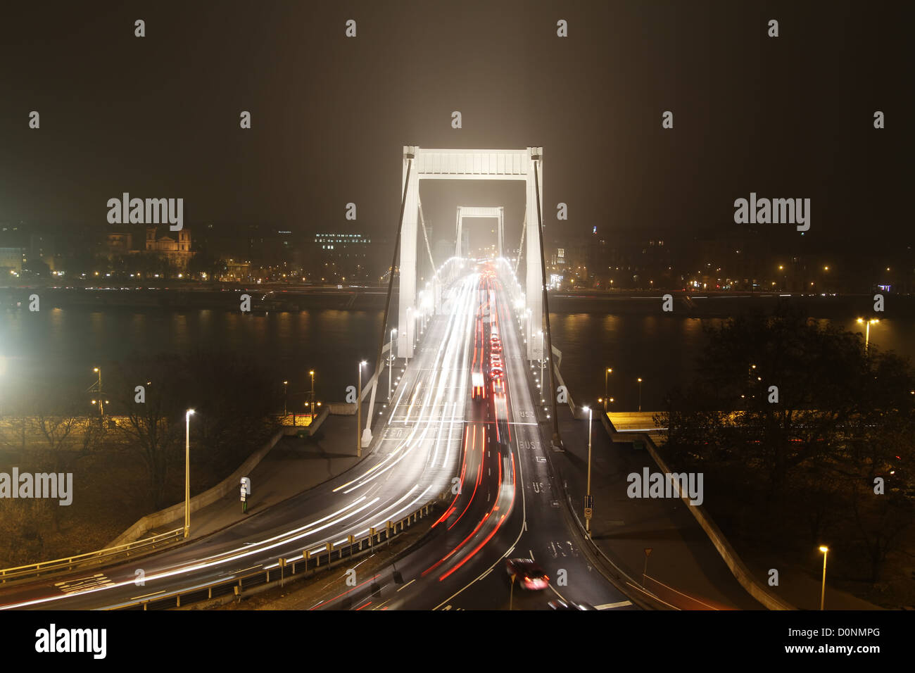 Elizabeth bridge hi-res stock photography and images - Alamy