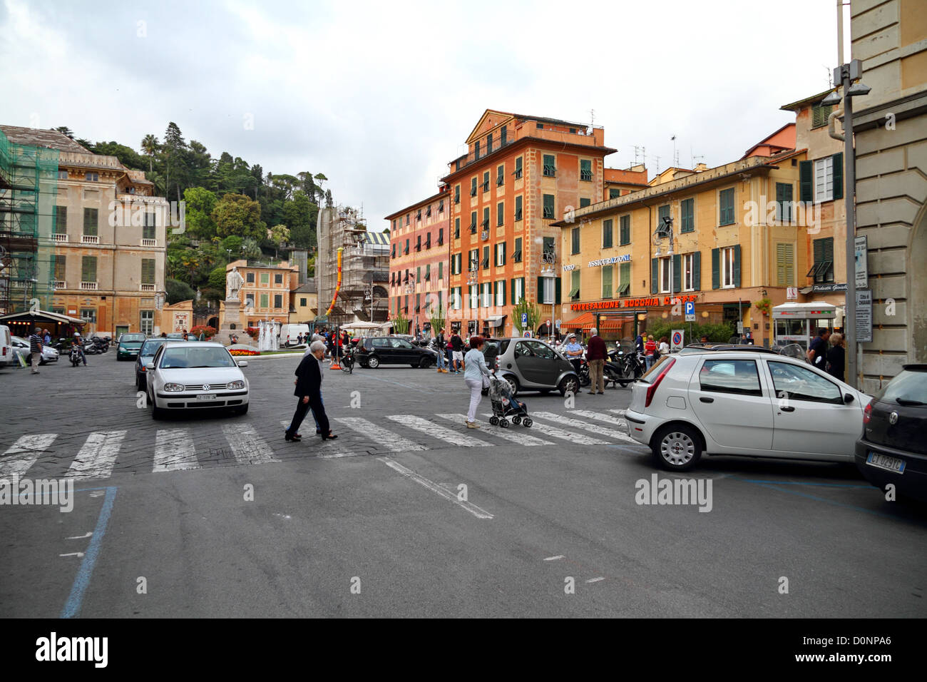 Piazza Giacomo Matteotti in Chiavari, Liguria, Italy Stock Photo - Alamy