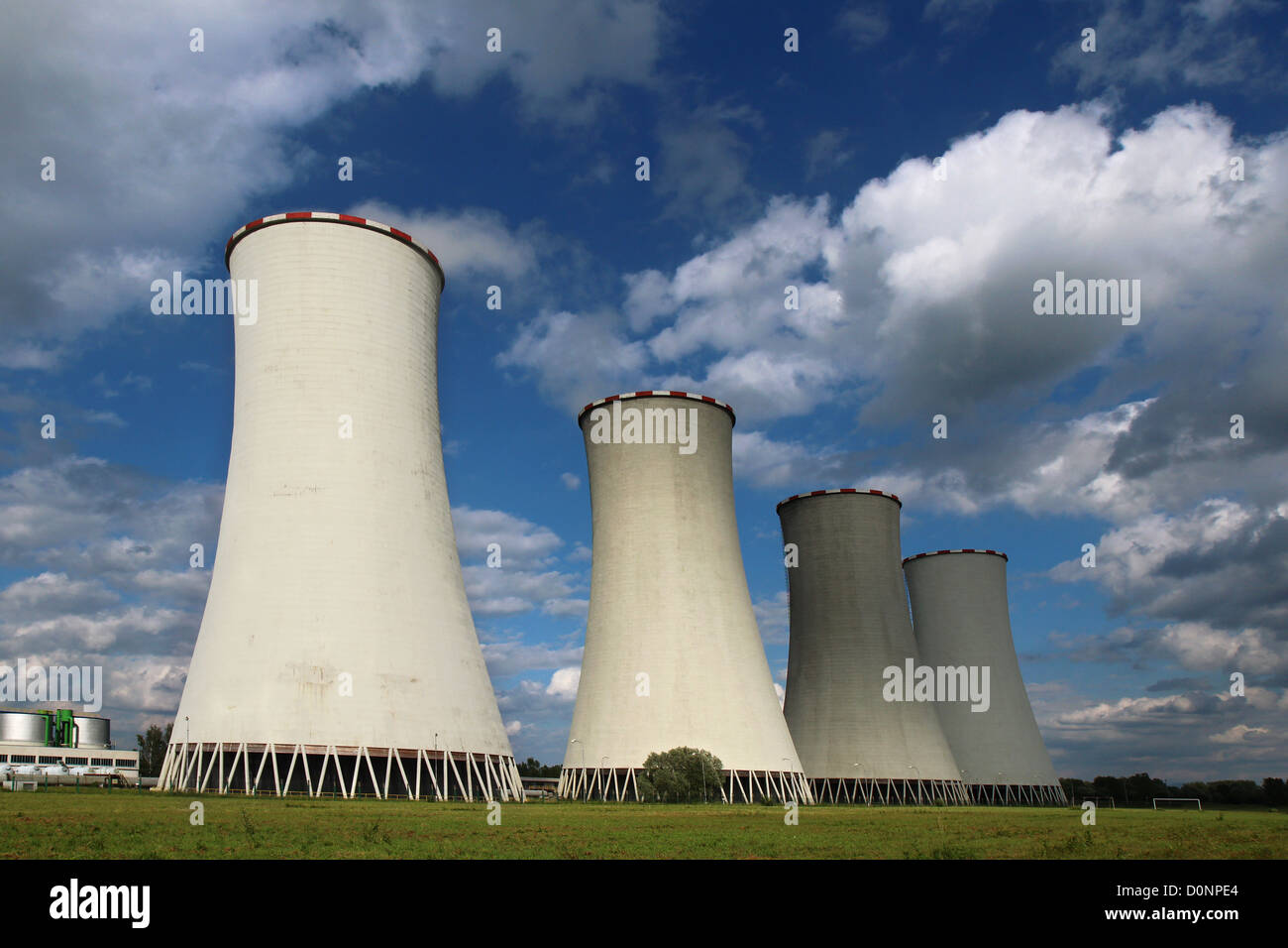 Cooling tower coal fired power plant hi-res stock photography and ...