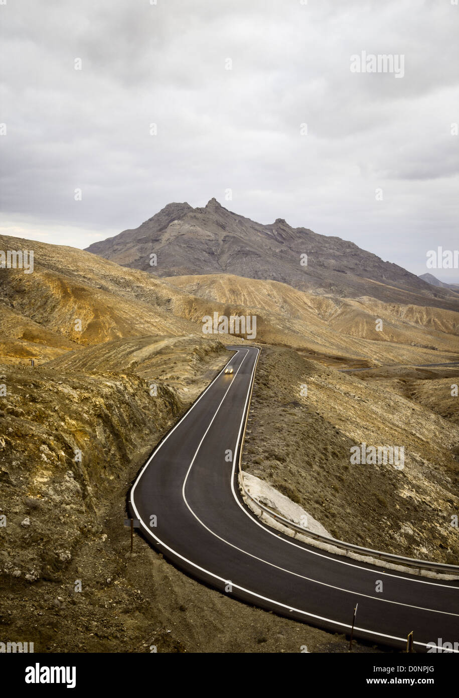 Car driving on mountain road hi-res stock photography and images - Alamy