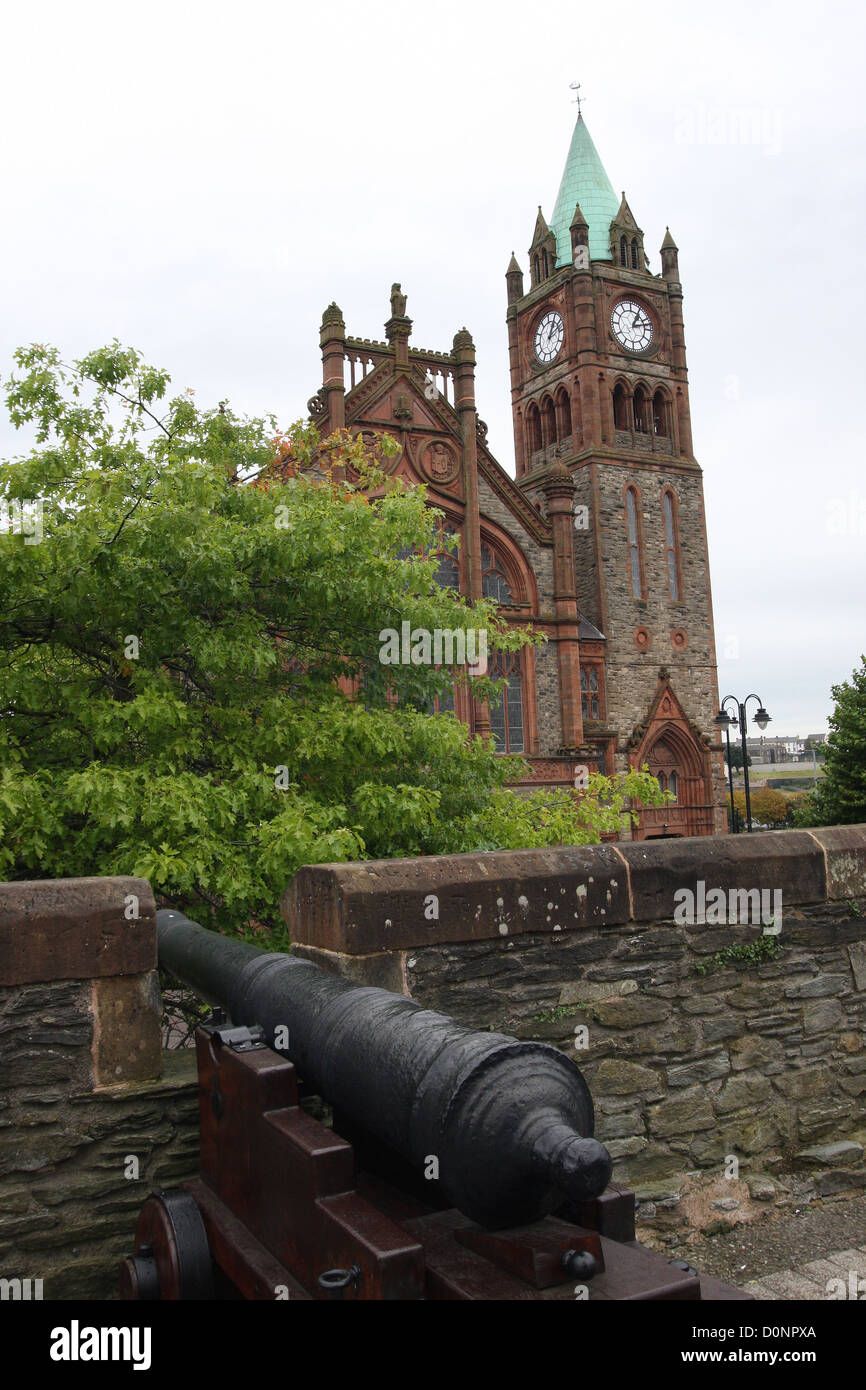 Siege of derry hi-res stock photography and images - Alamy