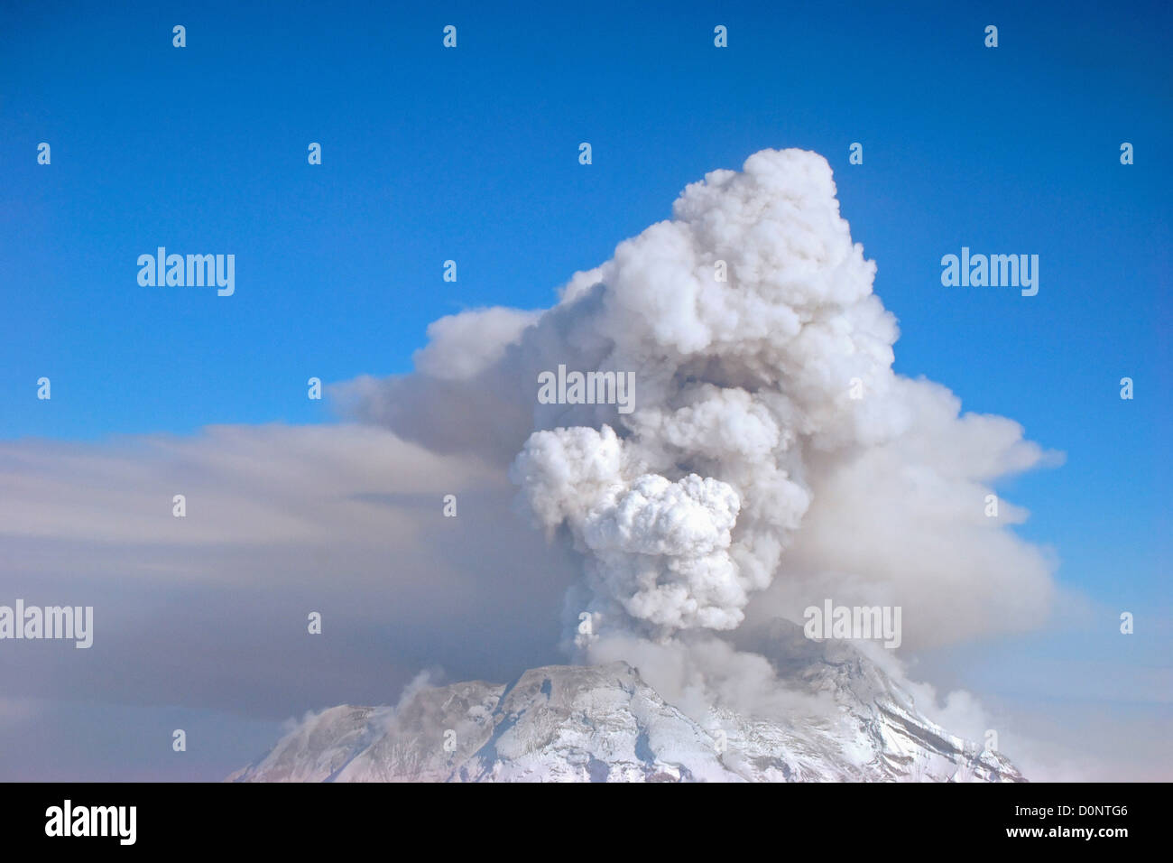 Redoubt Volcano Erupting Stock Photo - Alamy