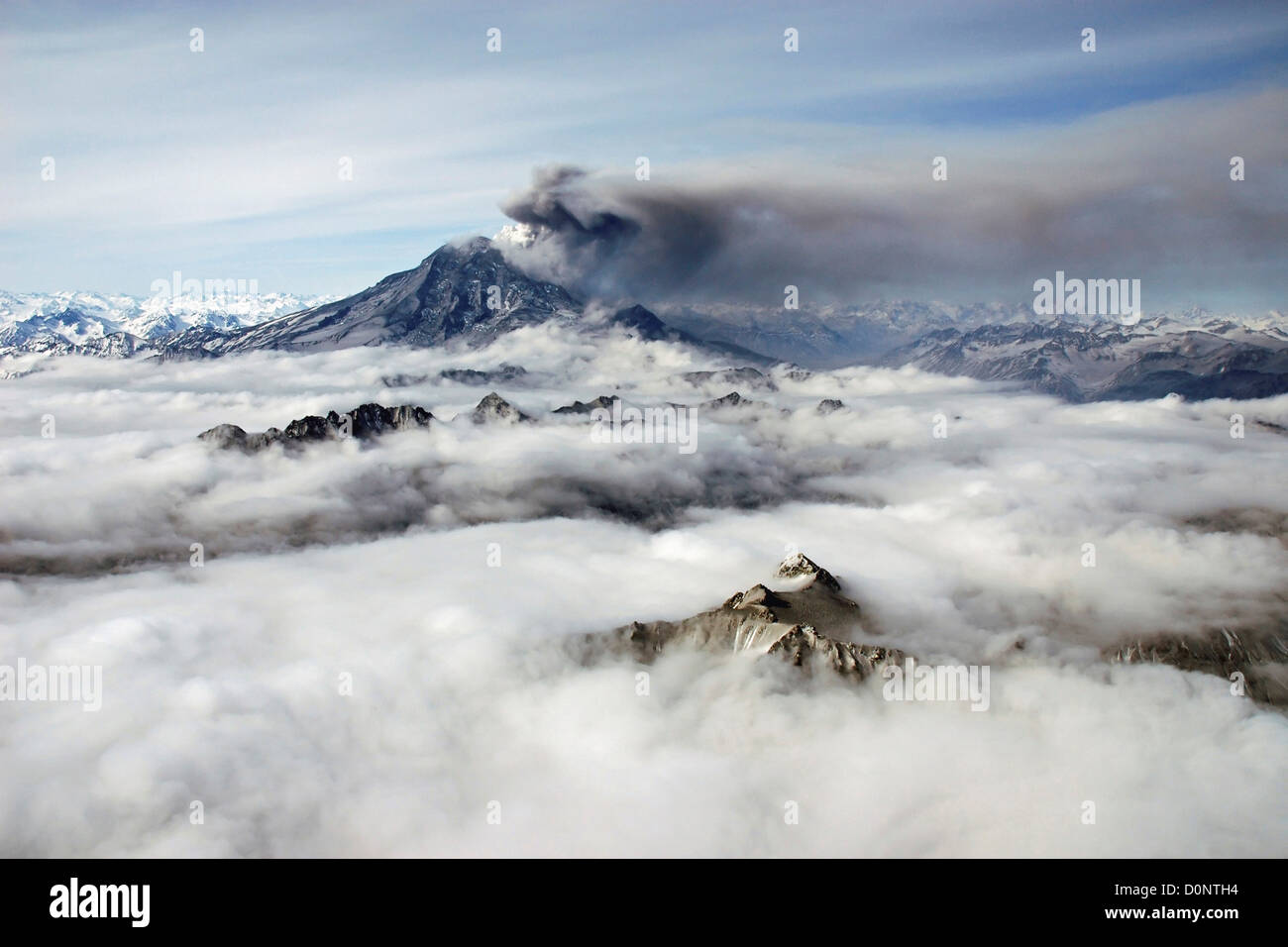 Redoubt Volcano Erupting Stock Photo - Alamy