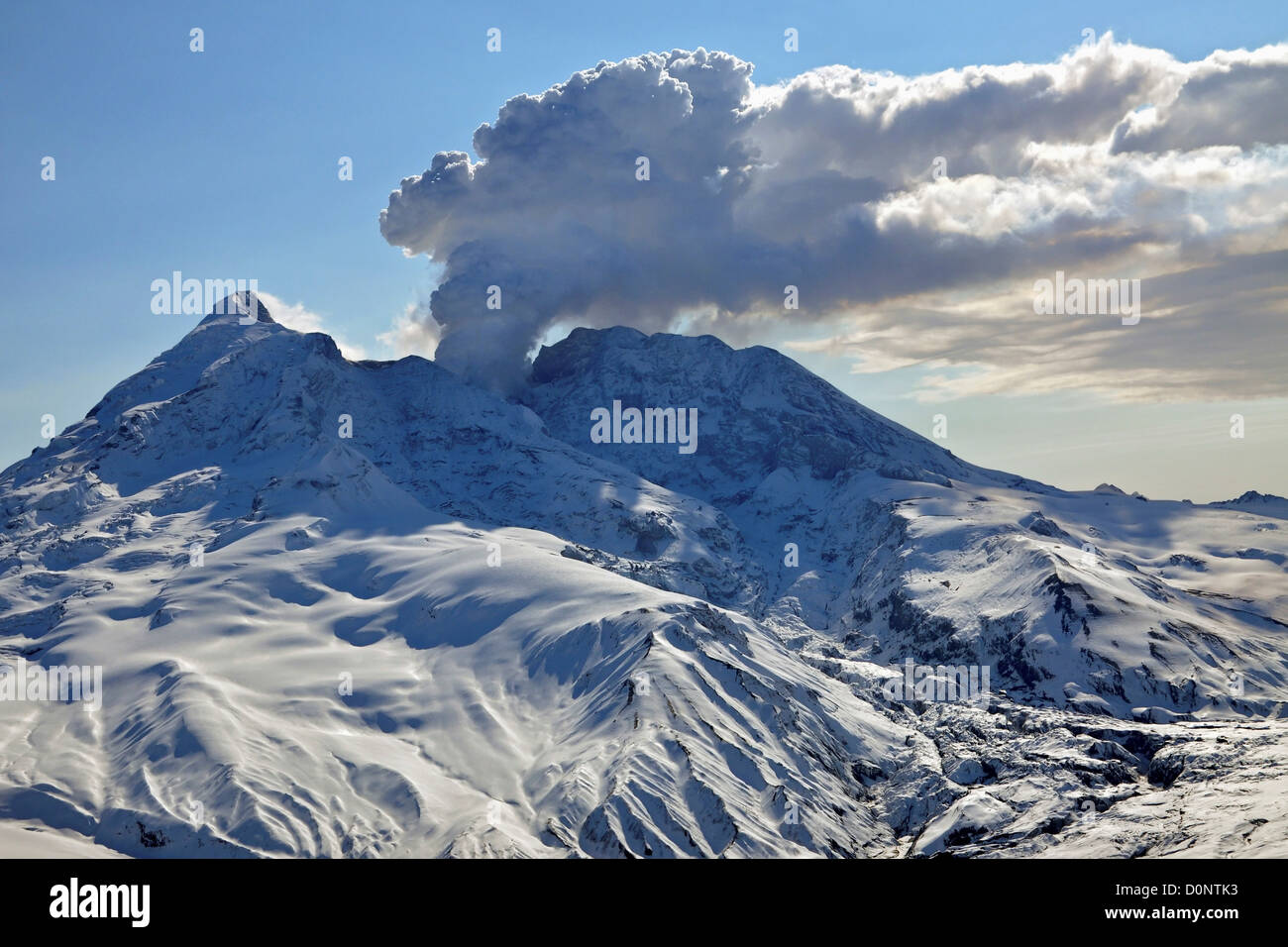 Redoubt kenai alaska hi-res stock photography and images - Alamy