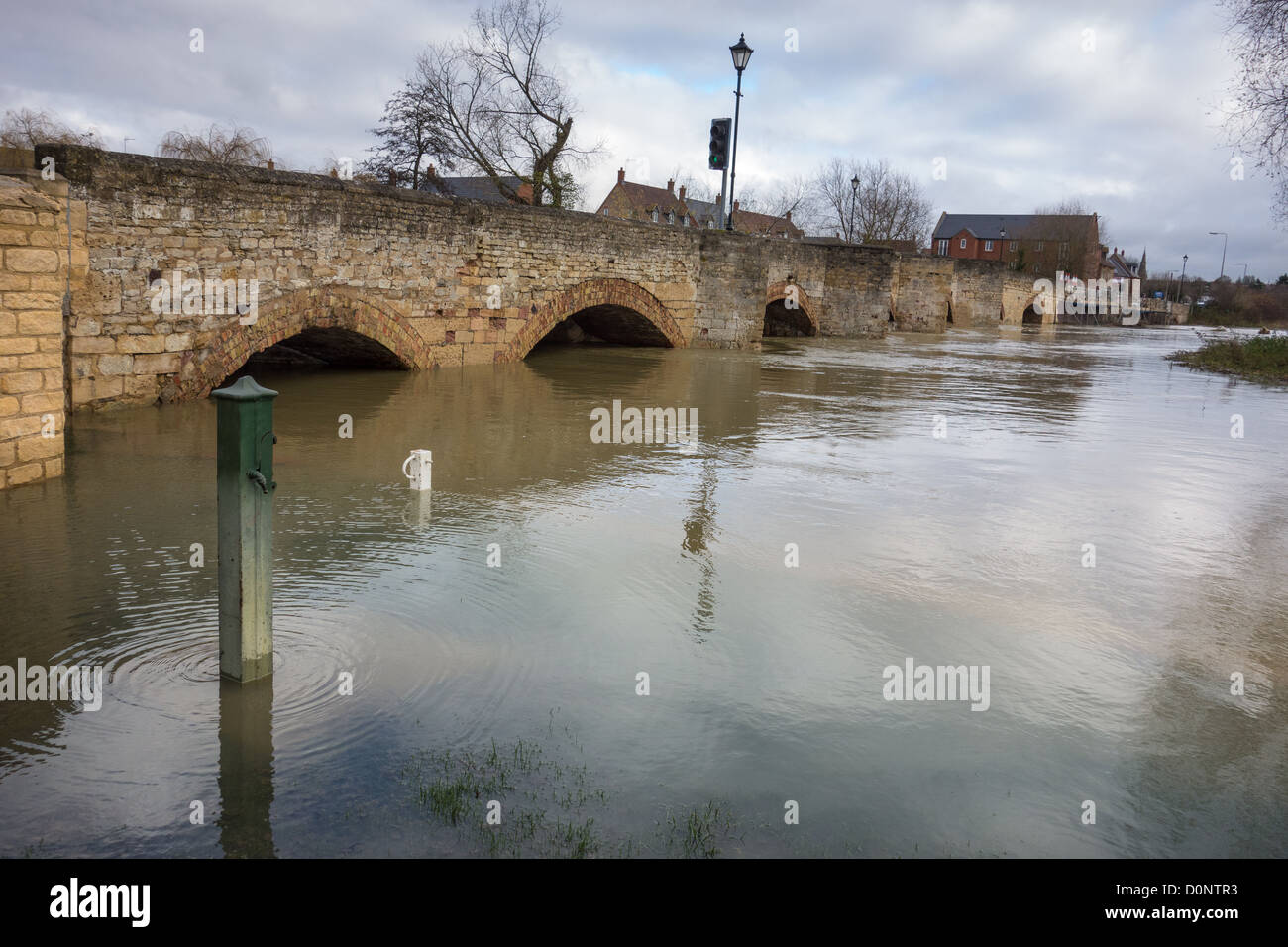 Thrapston nine arches bridge hi-res stock photography and images - Alamy