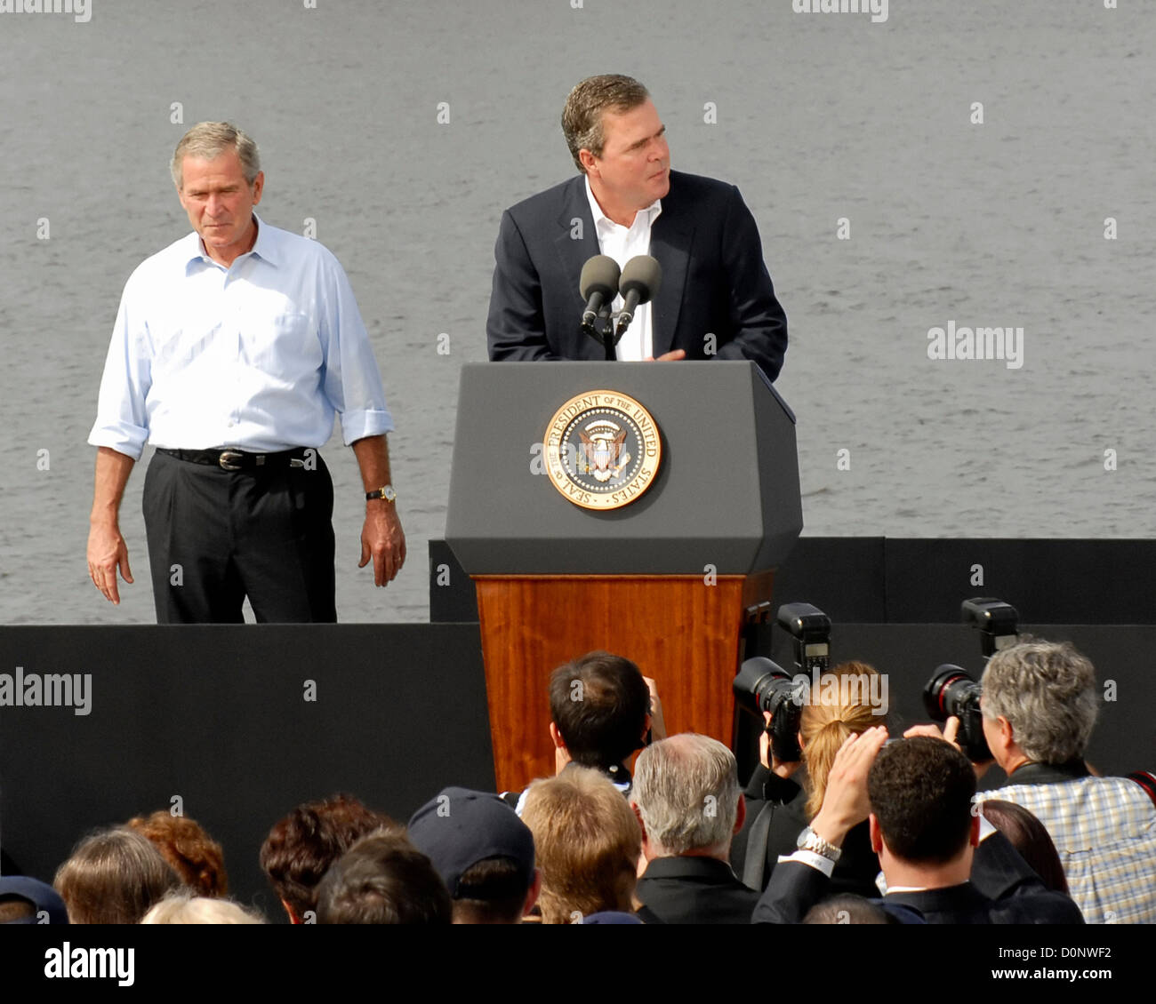 Seal miami hi-res stock photography and images - Alamy