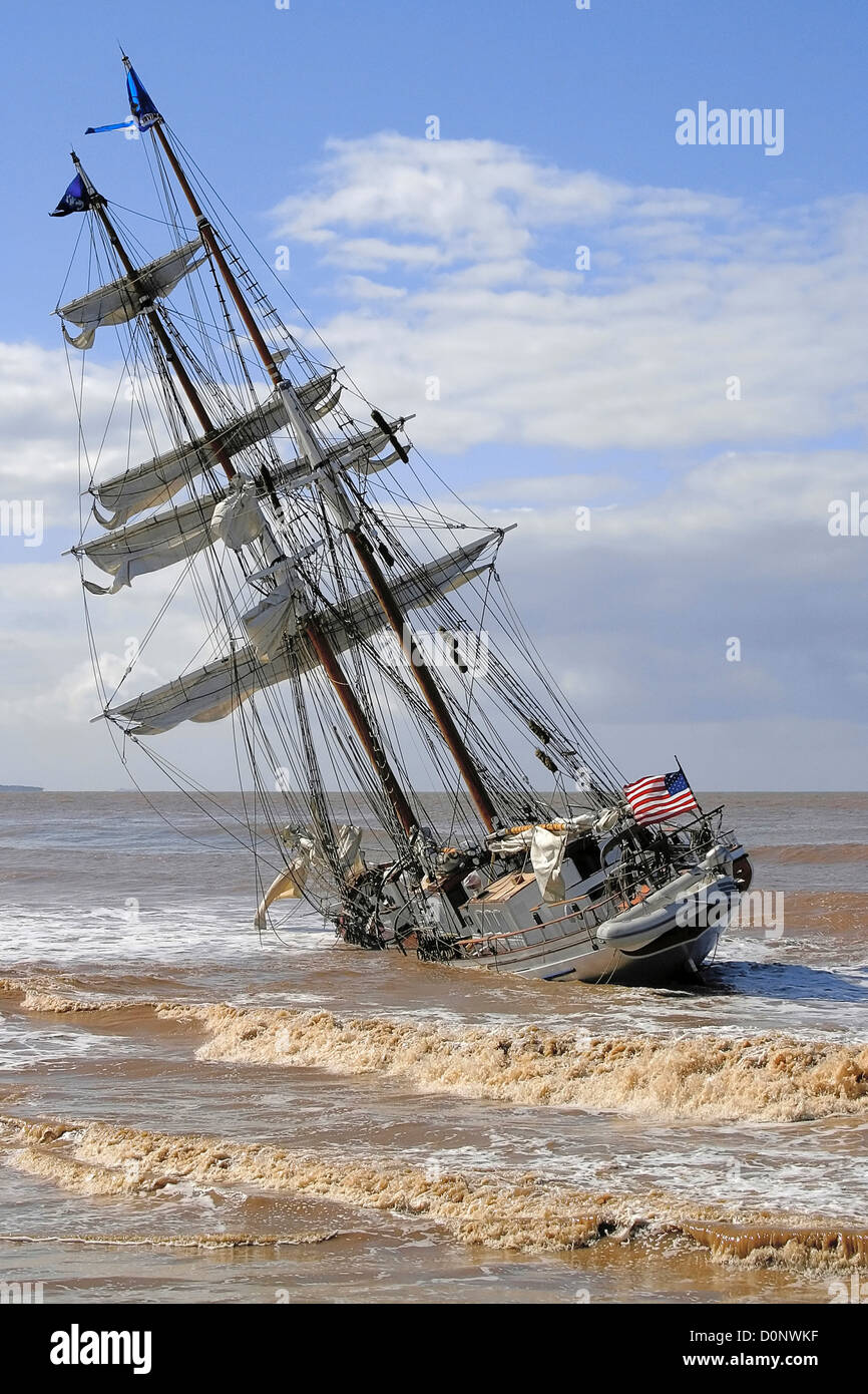 Tall Ship 'Irving Johnson' Hard Aground Stock Photo - Alamy