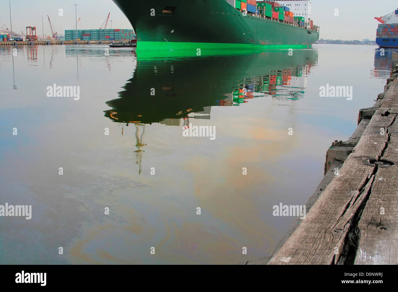 Oil sheen hi-res stock photography and images - Alamy