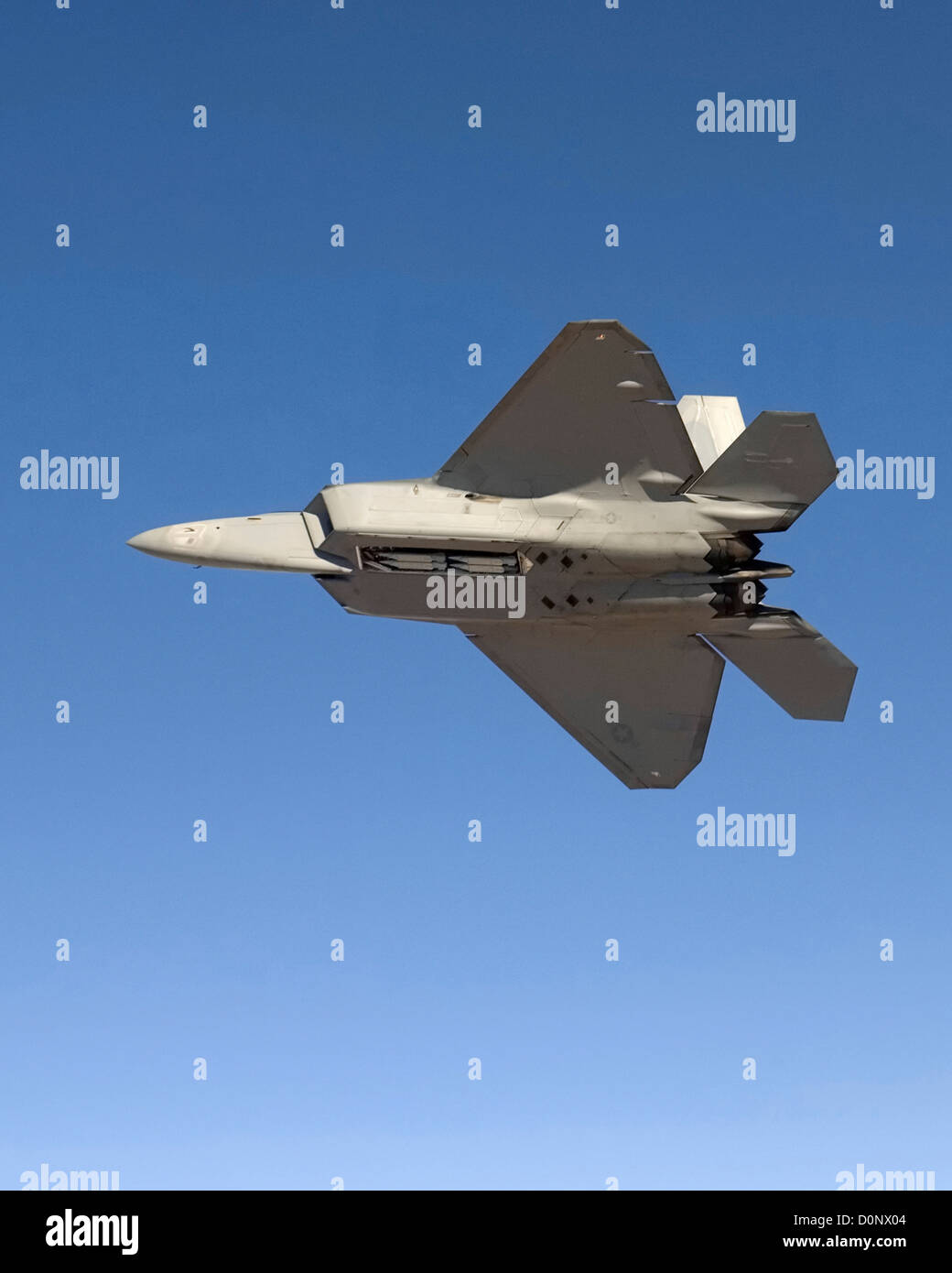 F-22 Raptor in Flight Stock Photo - Alamy