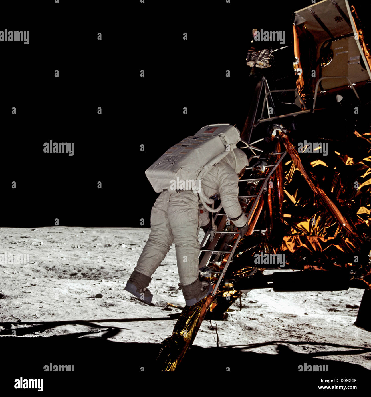 Aldrin buzz descends lunar module hi-res stock photography and images ...