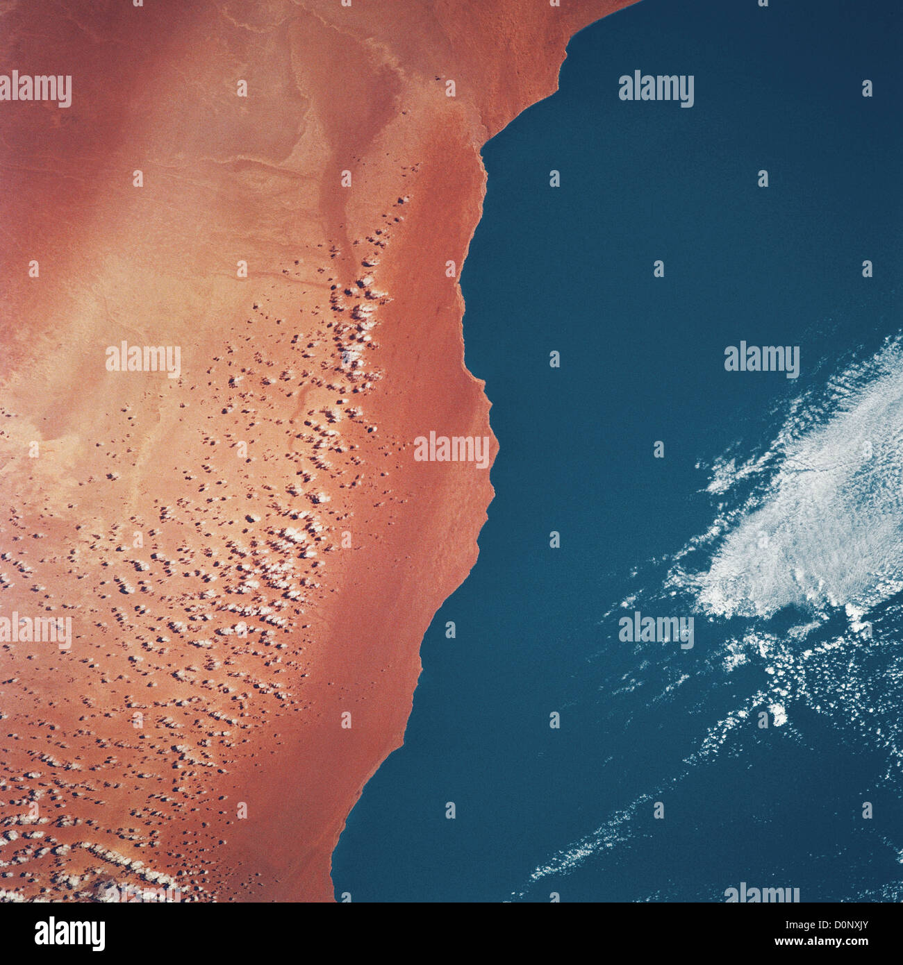 Sahara desert nasa hi-res stock photography and images - Alamy