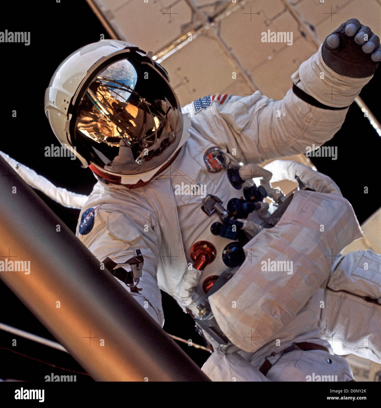 Skylab astronaut hi-res stock photography and images - Alamy