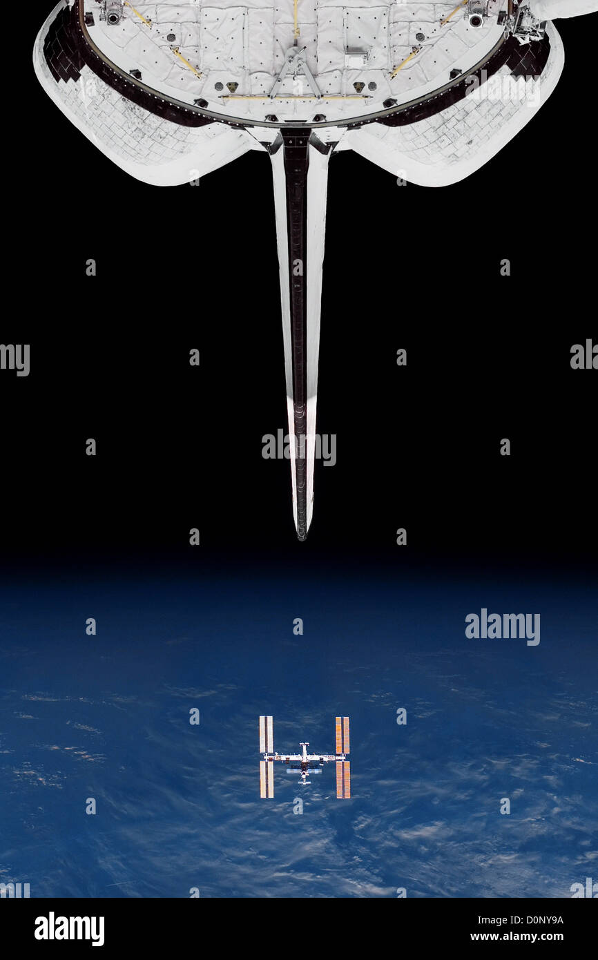 Space Shuttle and International Space Station Stock Photo - Alamy