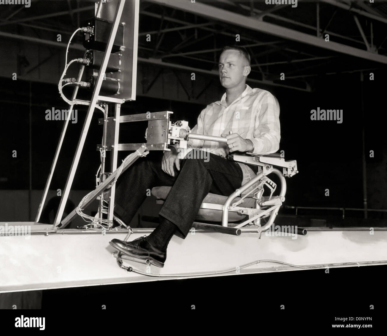 Space flight simulator hi-res stock photography and images - Alamy