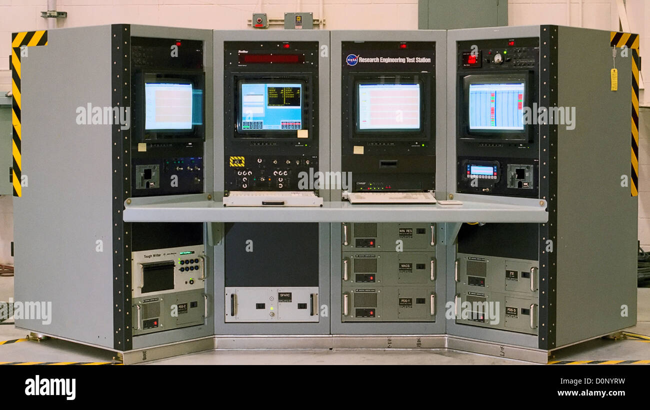 Research engineering test station hi-res stock photography and images ...