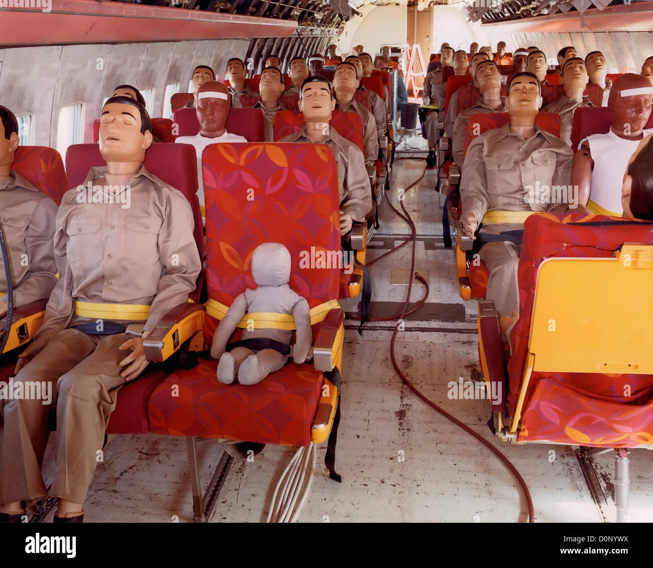 Airplane dummy hi-res stock photography and images - Alamy
