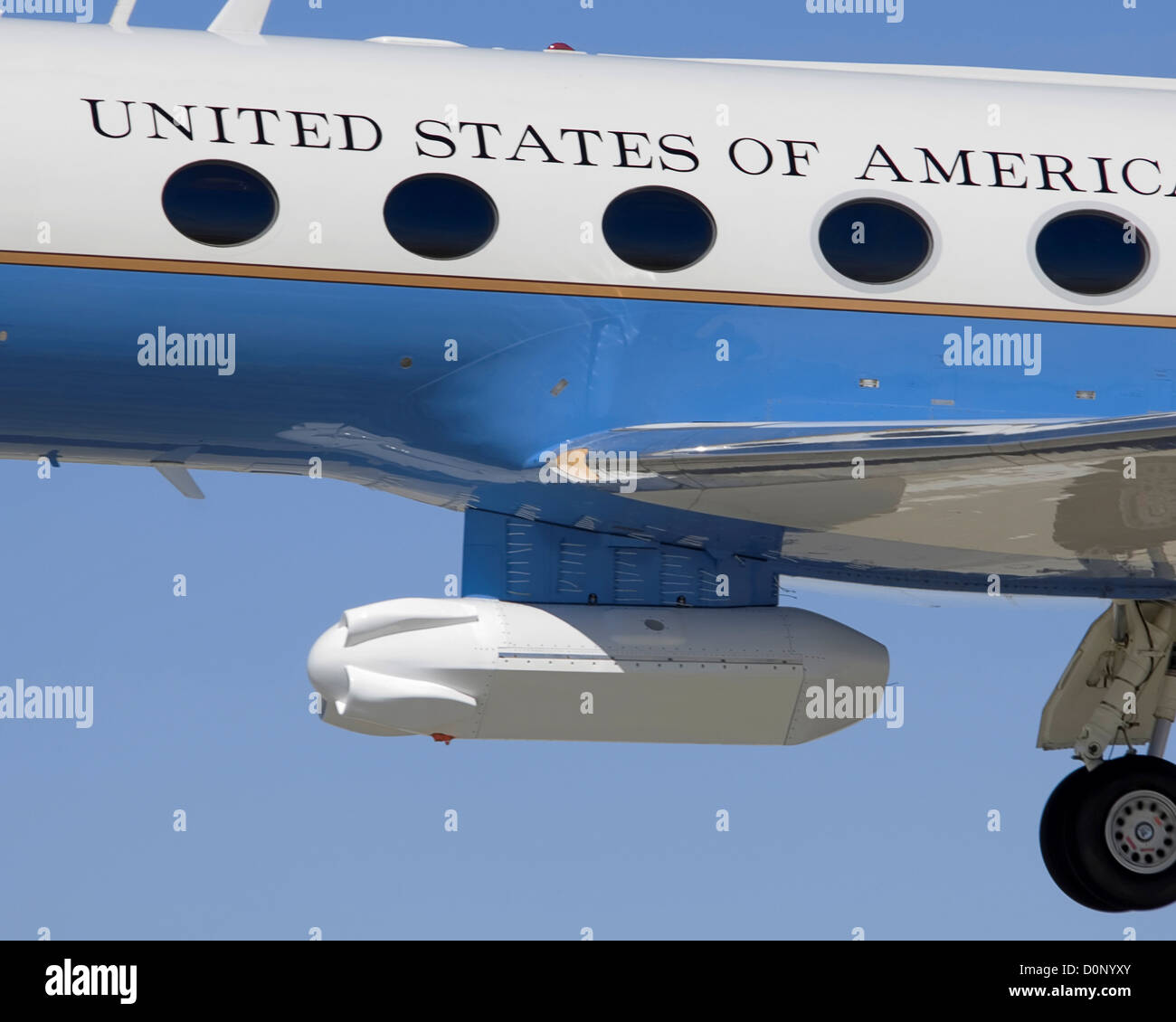 Synthetic Aperture Radar Pod Stock Photo - Alamy