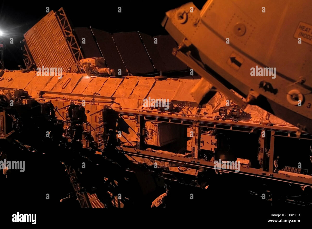 International space station construction hi-res stock photography and ...