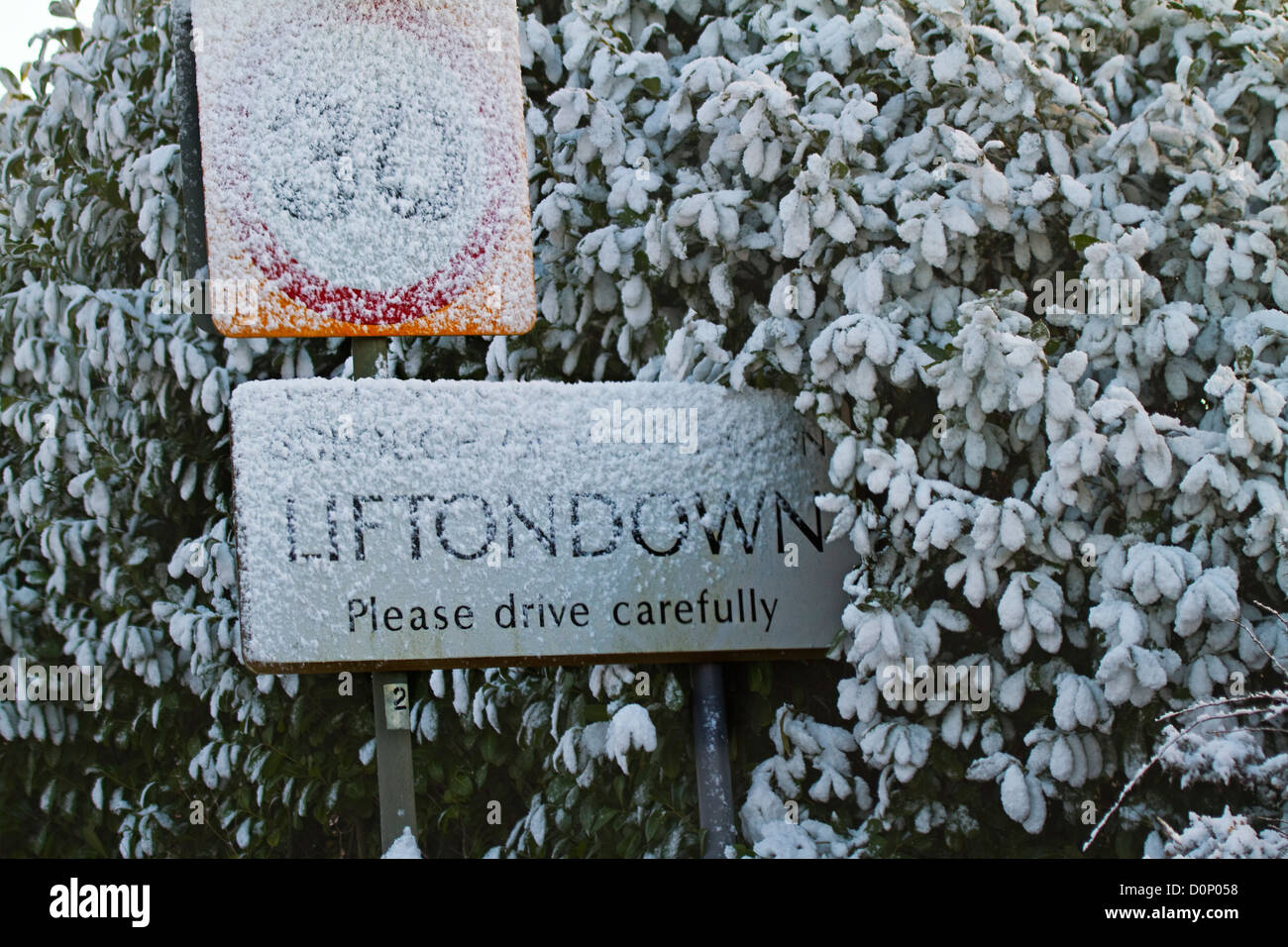 Snow on road sign at Liftondown,Devon,UK Stock Photo - Alamy