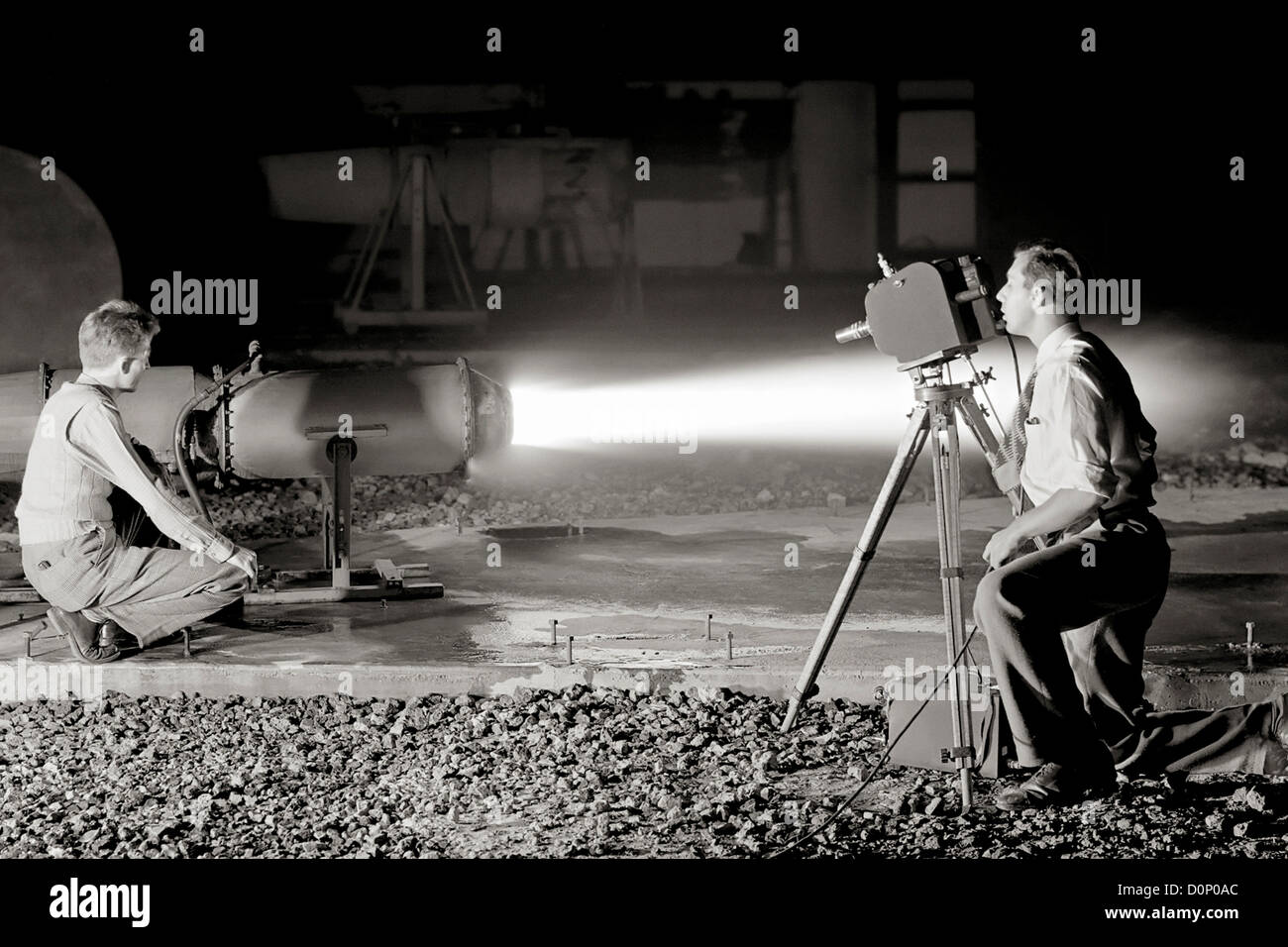 Jet engine testing hi-res stock photography and images - Alamy